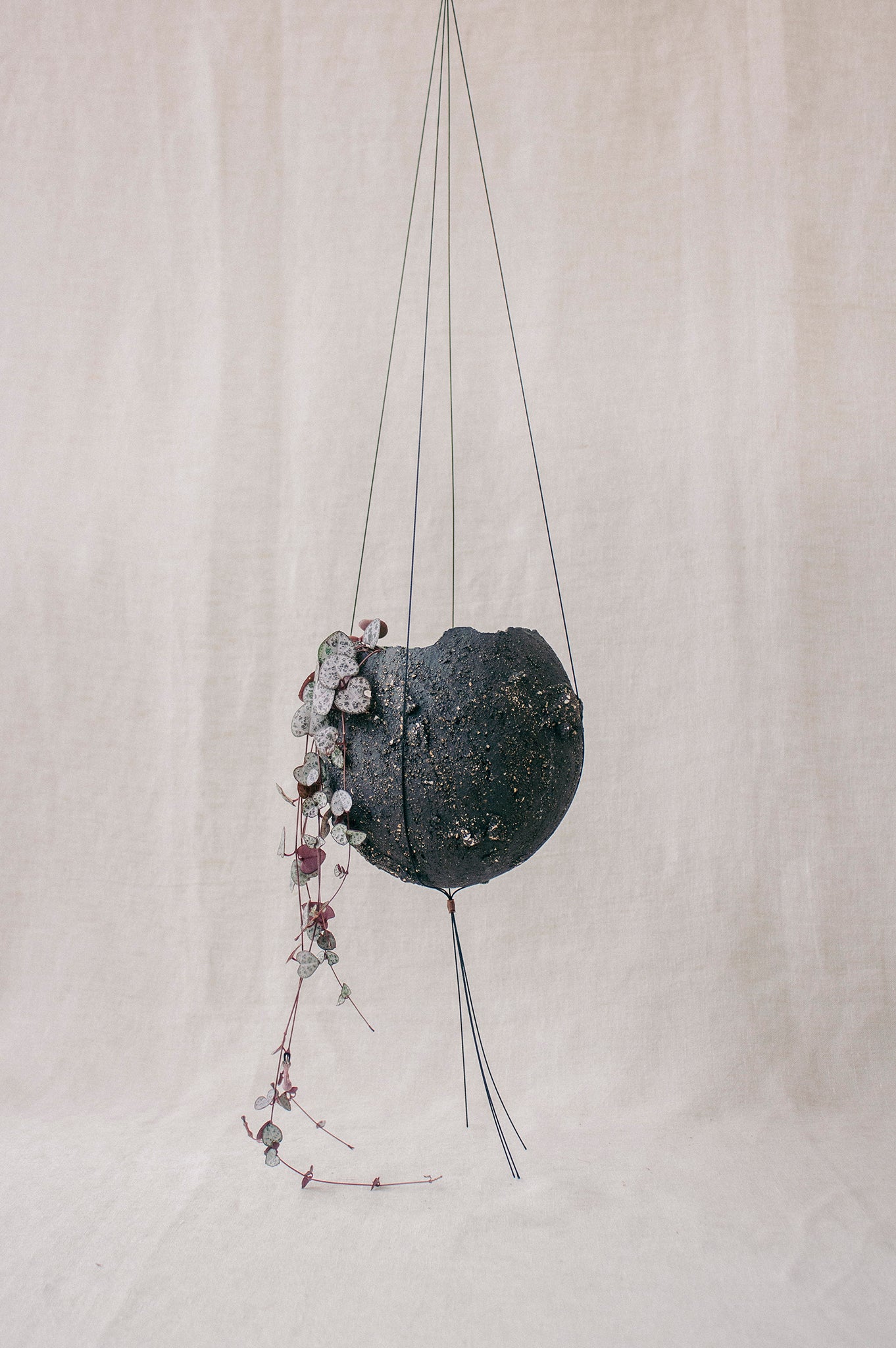 Black Volcanic Pots | Su Leaver | Handmade Ceramics | Ondine Ash